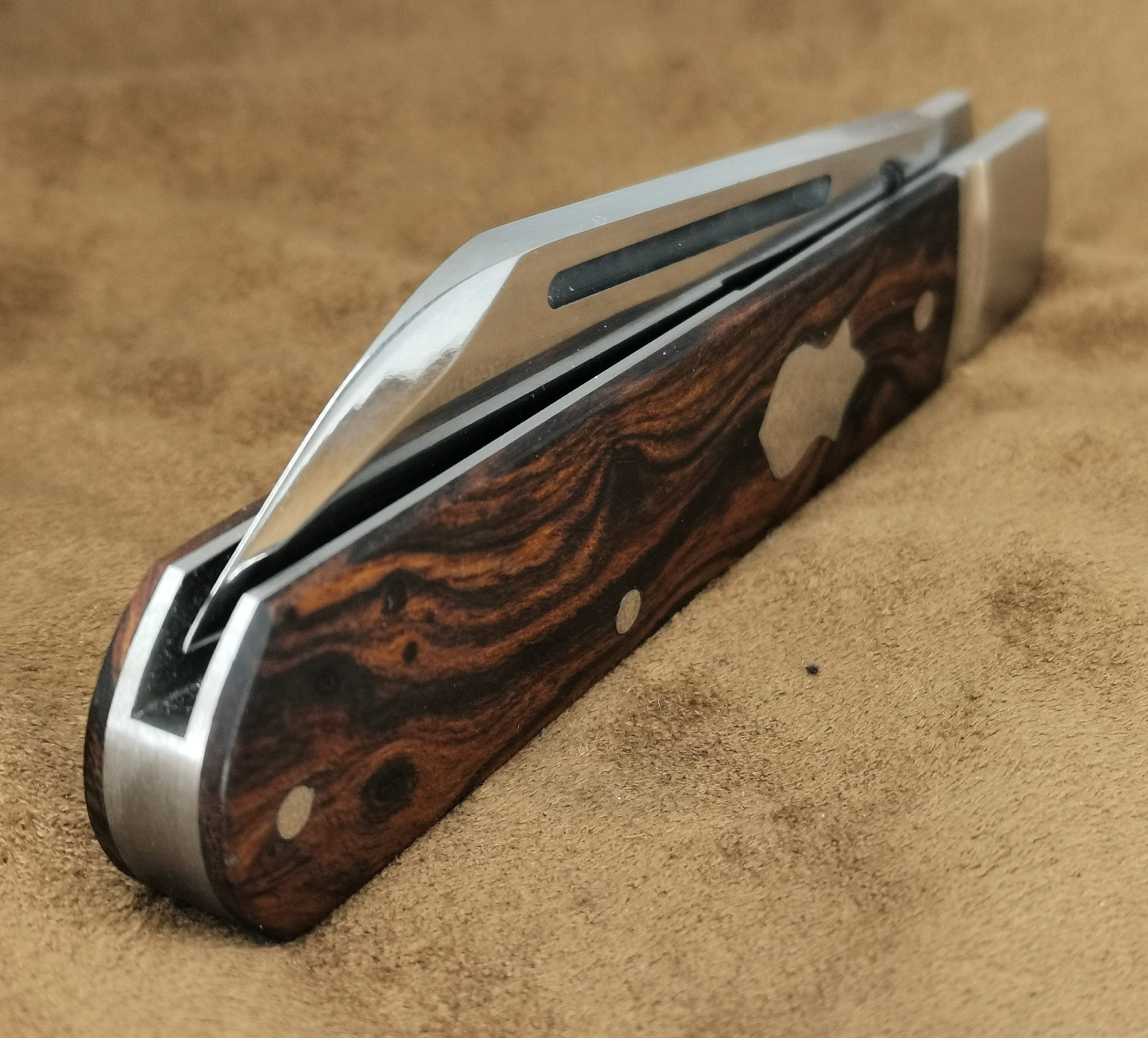 Custom | Riaan Ras Knives